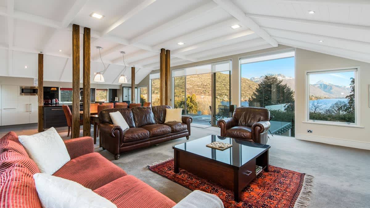 Postcard perfect views - Stewart Lodge Luxury Spa - Goodstays