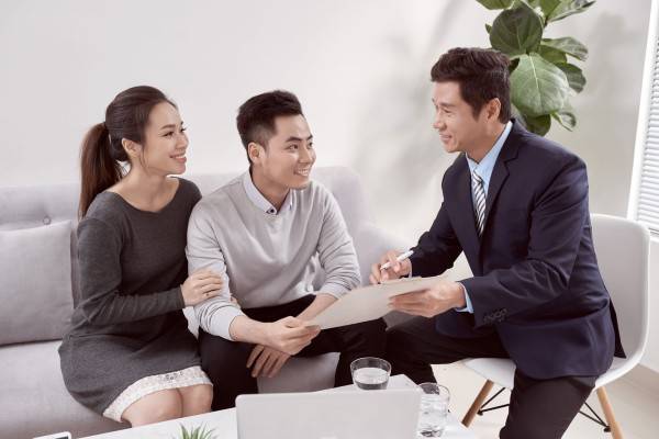 What does a property manager do & why you should use one?
