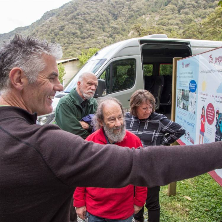 Milford Sound Coach, Cruise and Walk | Trips & Tramps