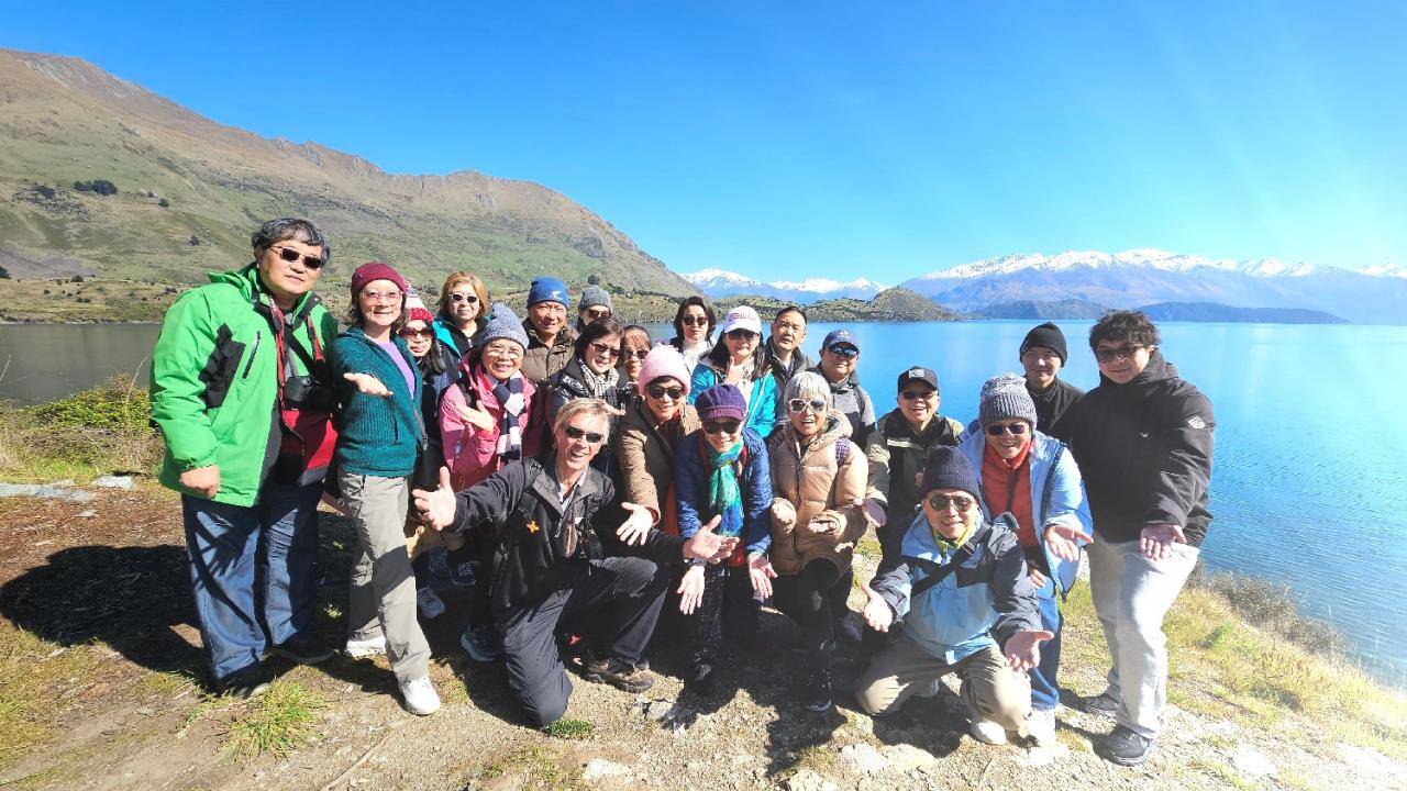 Ruby Island Cruise & Photo Walk - 1 Hr - Lake Wanaka Cruises