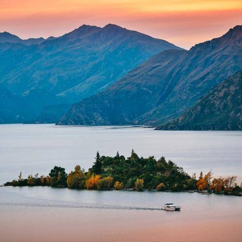 Ruby Island Cruise & Photo Walk - 1 Hr - Lake Wanaka Cruises